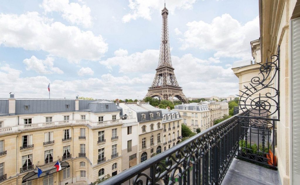 Vivre au calme à Paris : l’aluminium pour plus de confort et de ...